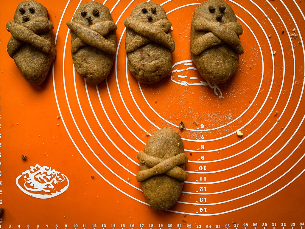 Traditional Healthier Greek Easter Lazarus Bread (Lazarakia Bread ...